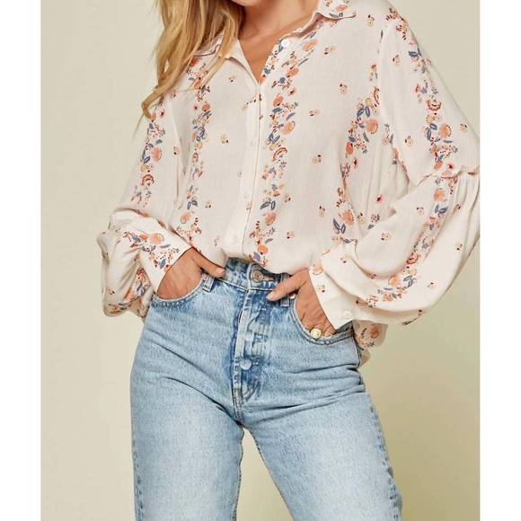 ANDREE BY UNIT | Tops | New Andree By Unit Zillow Floral Button Down In ...